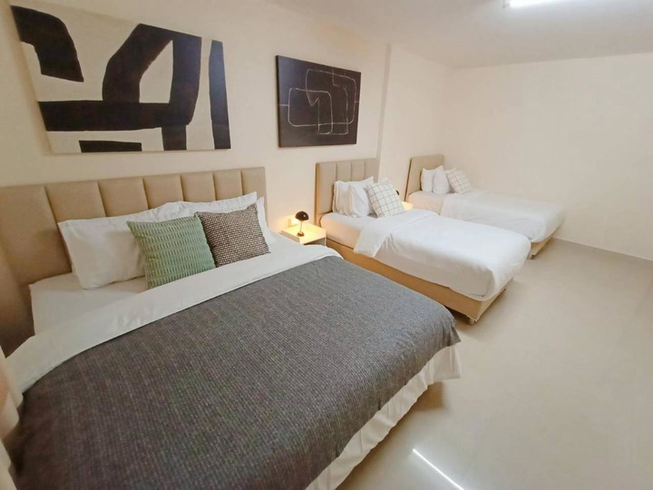 No Flooded, Butter House 12pax, Next To The Mall,10mins To Lee Garden ที่พักติดเซ็นทรัล - Thailand