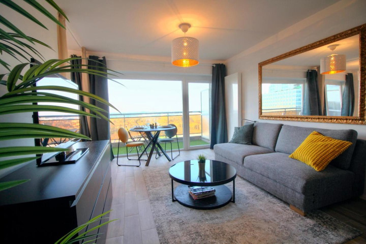 Studio Avec Vue Panoramique Et Parking Gratuit - Auderghem