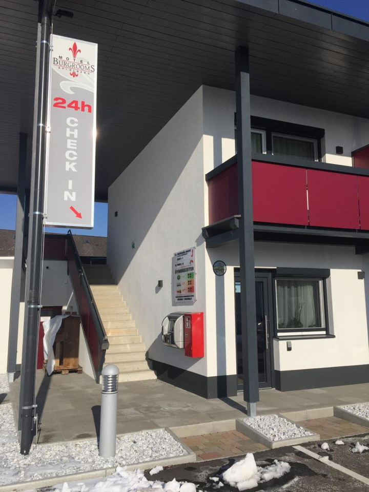 Burg Rooms - 24h Self-check-in - Steiermark