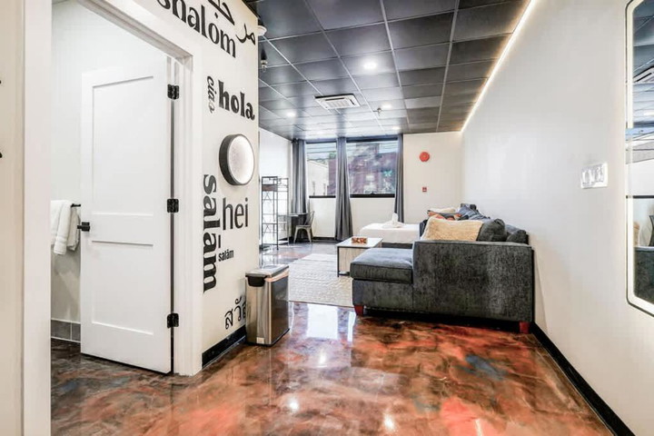 New Loft 3 Min To Childrens Hospital Sleeps 4 - Pittsburgh, PA
