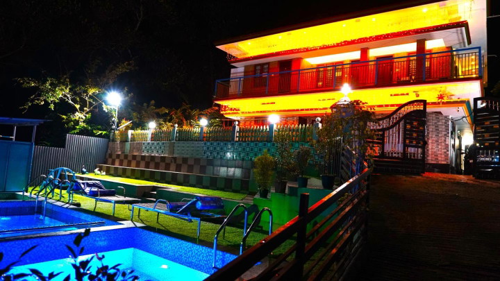 Arabian Nights Munnar,family Villa With Pool - Munnar