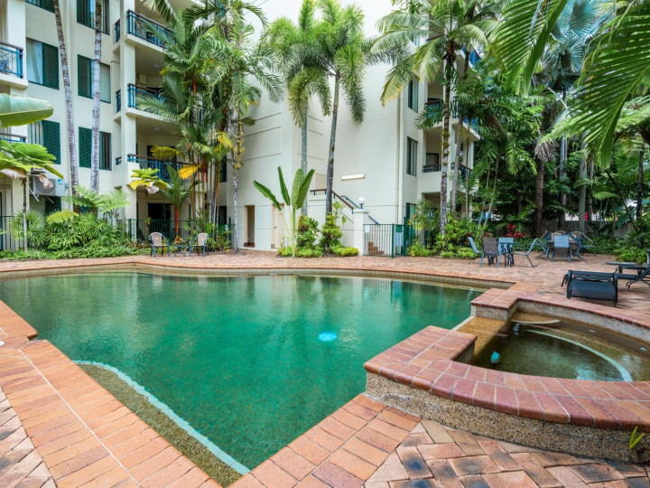 Cairns City Family Apartment - Wifi -Netflix - Pool - Cairns