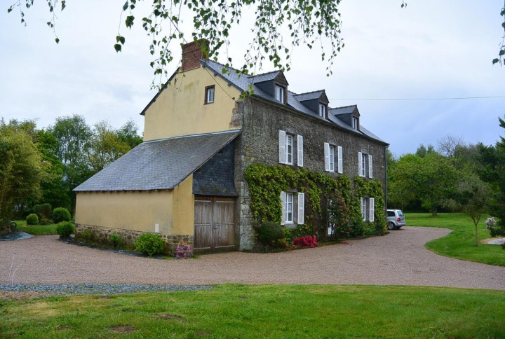Domaine De La Basse Orme - Combourg