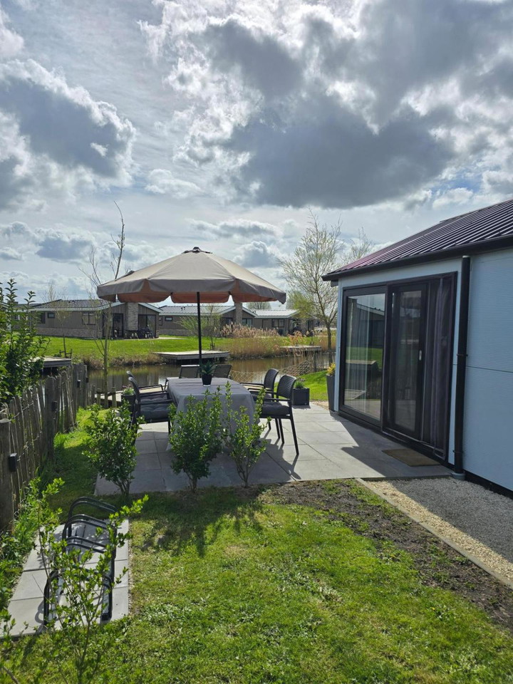Europarcs De Ijssel Eilanden Chalet Liama Mit Steg & Zaun Ije553 - Kampen, Netherlands
