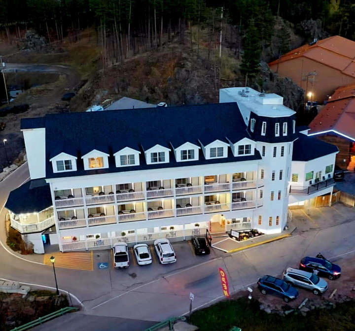 Roosevelt Inn Mount Rushmore - Mount Rushmore, SD
