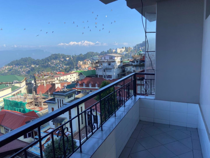 Ki Kiba Dhee - Darjeeling