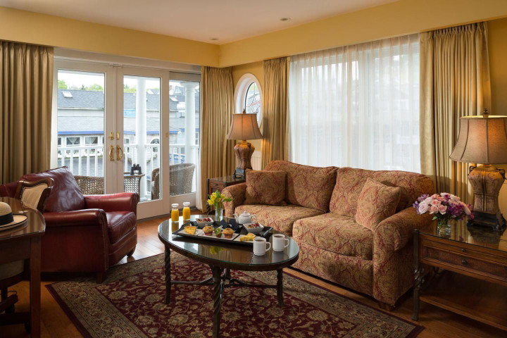 Grand Harbor Inn - Rockland, ME