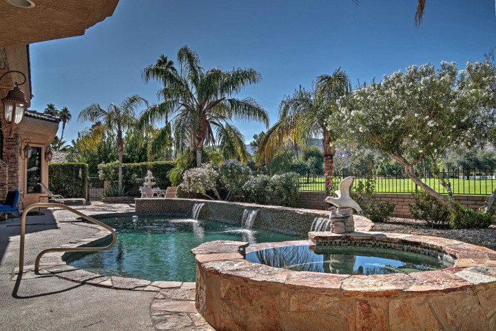 Palm Springs Golf Course Home: Private Pool & Spa! - Palm Springs, CA