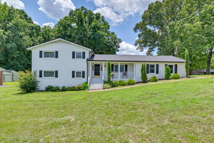 Lake Norman Launchpad: Home Near Dtwn Mooresville - Mooresville, NC