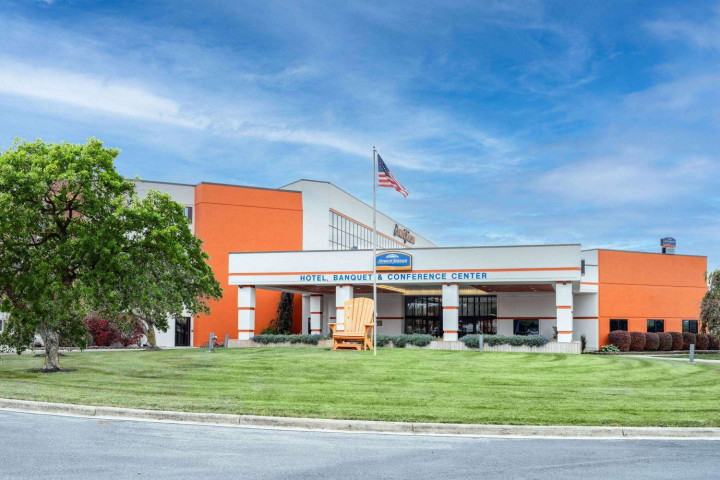 Howard Johnson By Wyndham Lima - Ohio