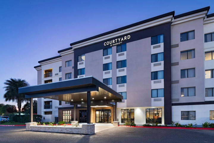 Courtyard By Marriott Laredo - Laredo