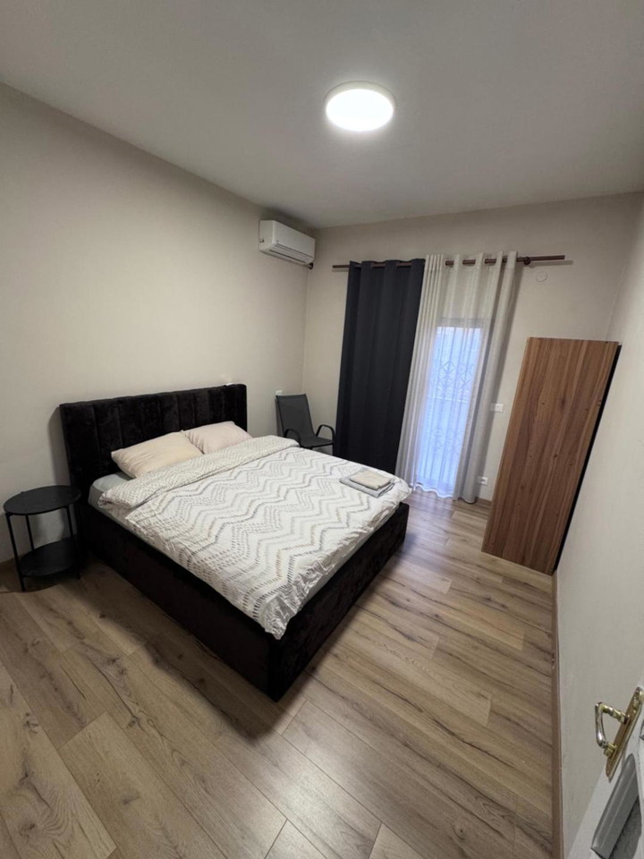 Hostel Villa Efes Private Rooms - Tirana