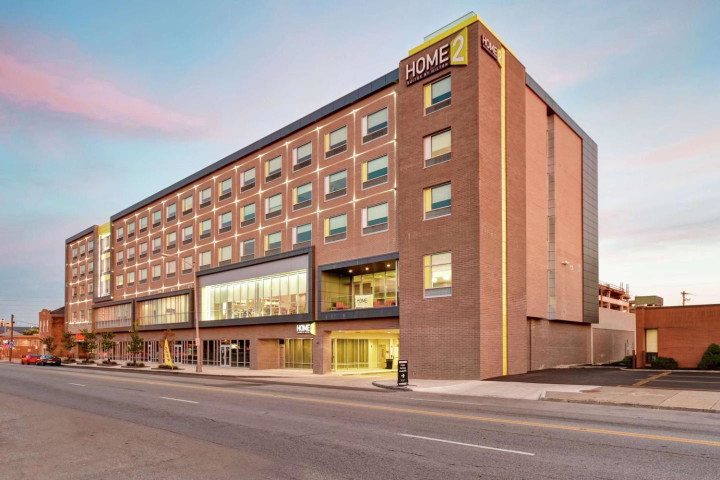 Home2 Suites By Hilton Columbus Downtown - Columbus, OH