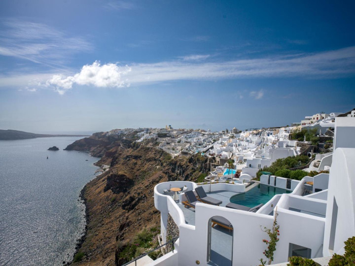 Ikies Santorini - Oia