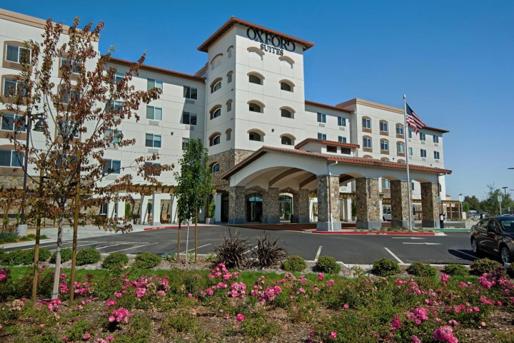 Oxford Suites Sonoma - Rohnert Park - Santa Rosa, CA