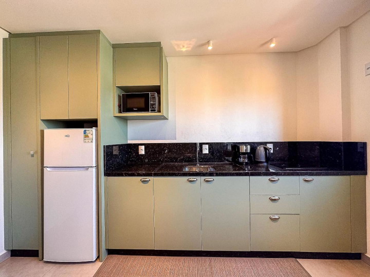 Studio Completo Com Garagem | Ar-cond | Wi-fi - Brusque