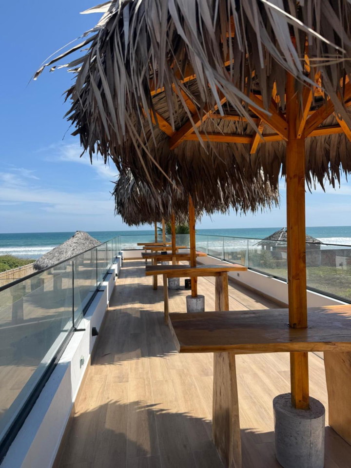 Helite Arena Y Mar - Ecuador