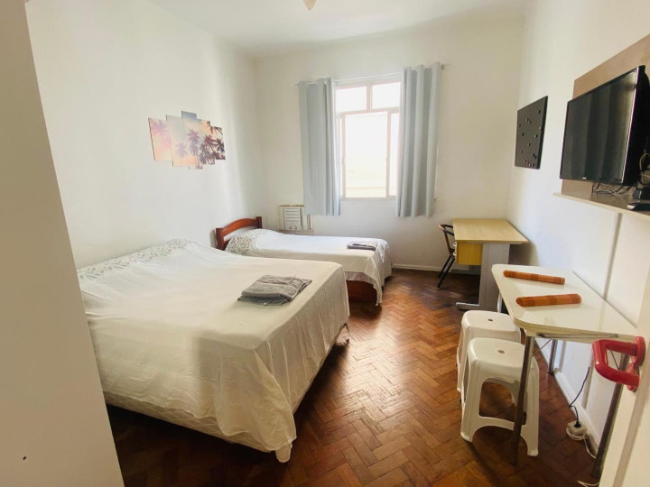 Studio Completo Na Praia De Copacabana , Claro E Silencioso, Com Ar, Wifi, Netflix, Até 3 Pessoas, Pauloangerami Br502 - Copacabana
