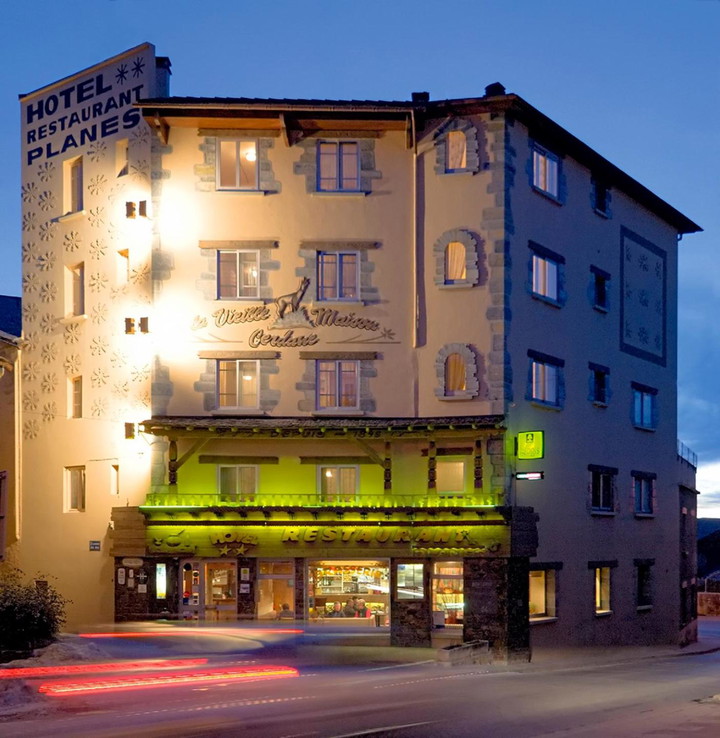 Logis Hotel Restaurant Planes - Osséja