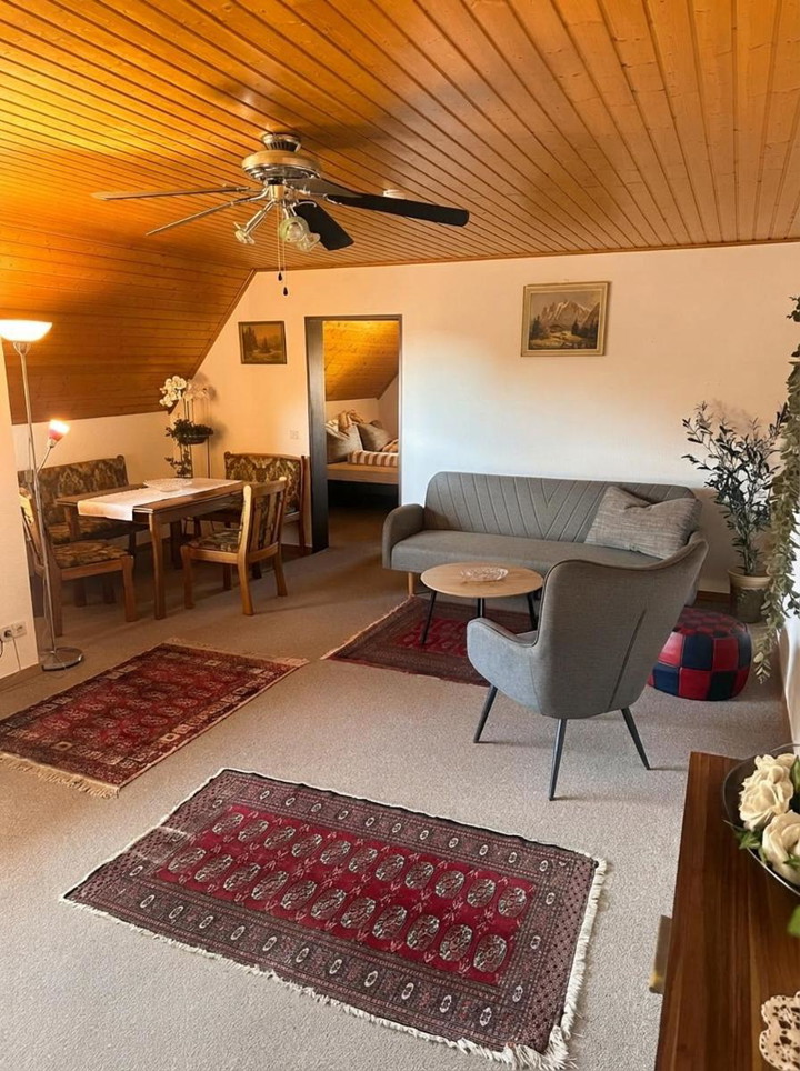 Idyllic Apartment By The Fields In Sindelfingen-maichingen - Sindelfingen