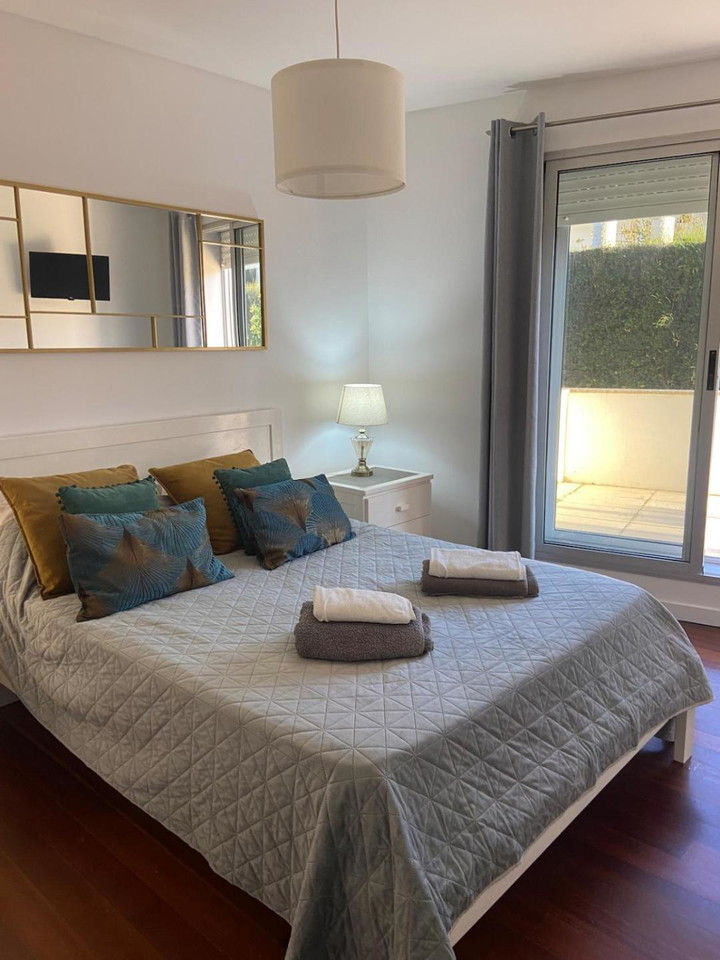 Apartment By The Sea & Town - Portugal