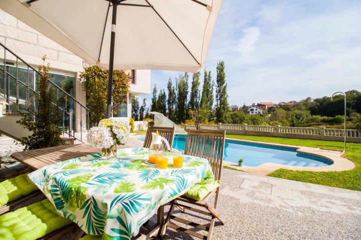 Casa El Castañal Con Piscina Privada - Vigo