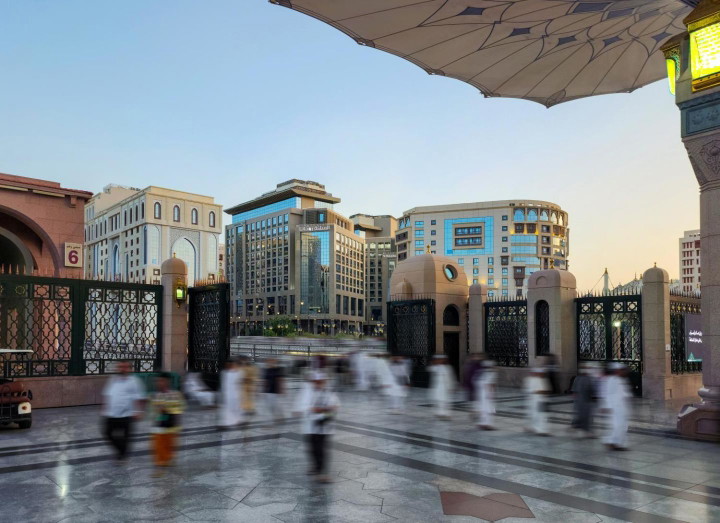 Al Manakha Rotana Madinah - Madinah