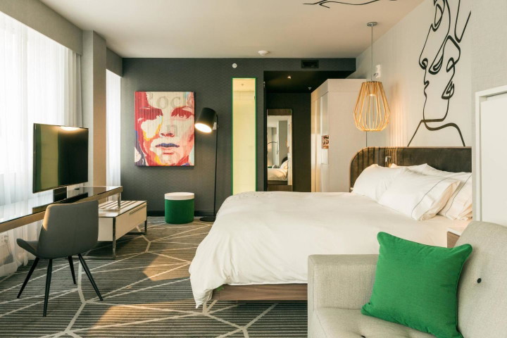 Renaissance Montreal Downtown Hotel - Montreal