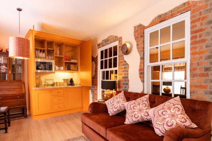 Apartments At Number 16 - The Jolly Coopers - Twickenham