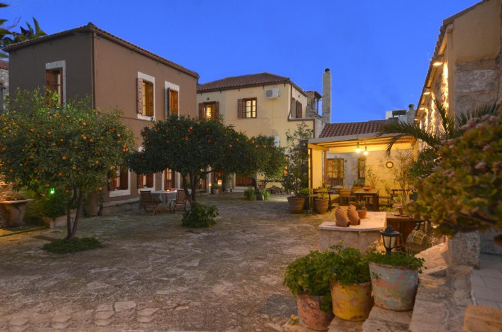 Troullos Traditional Homes - Crete