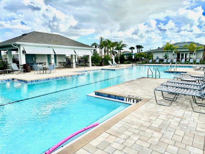 The Luxury New Modern Home 3-br - Heated Pool, Gym Close To Downtown, Top Golf - Fort Myers, FL
