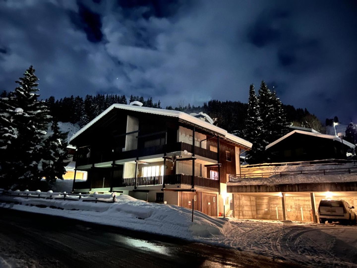 Casa Ucliva - Charming Alpine Apartment Getaway In The Heart Of The Swiss Alps - Andermatt