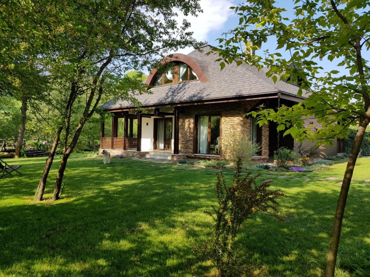Chalet Hovel - Cacica