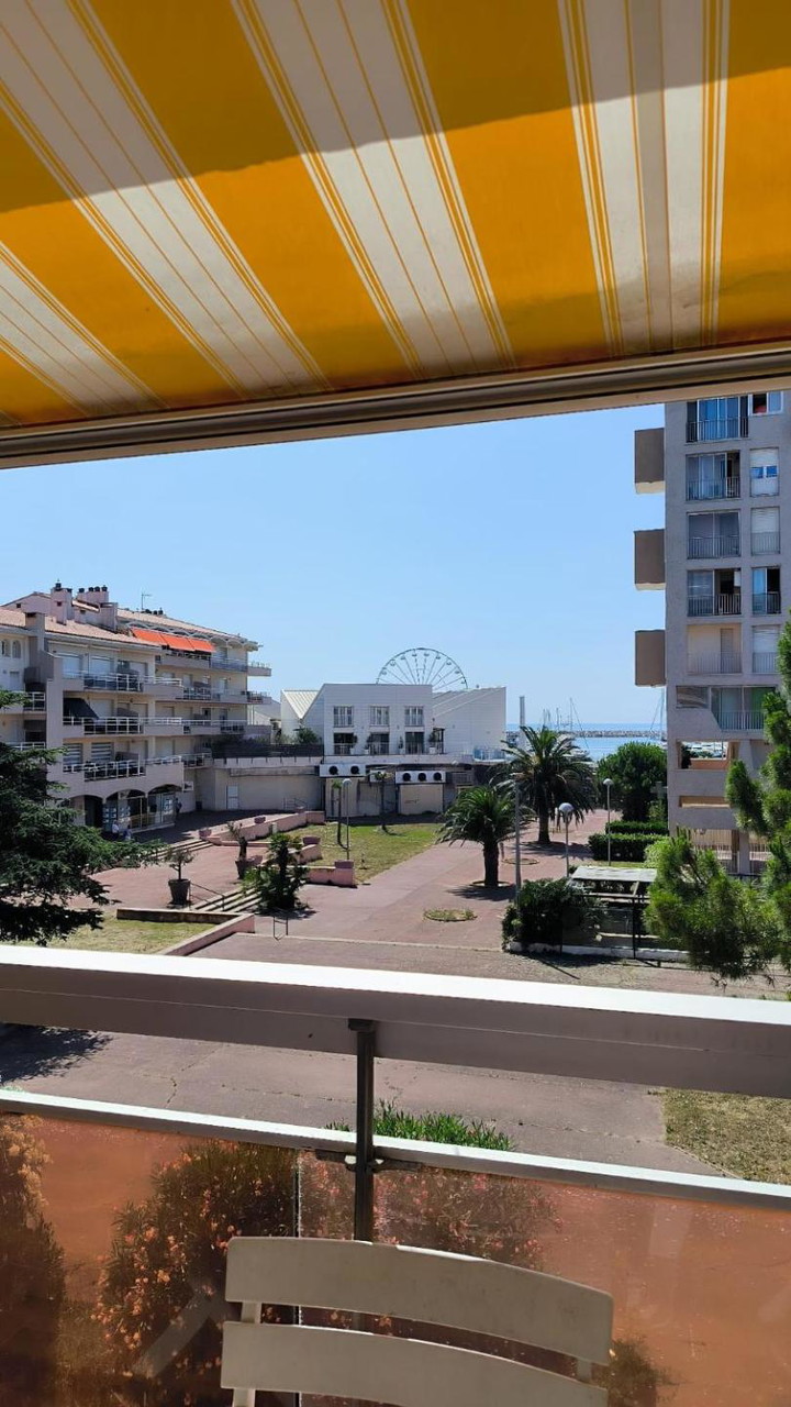 Terrasse Xxl Pour Cet Appart Au Port De St Cyprien - Saint-Cyprien