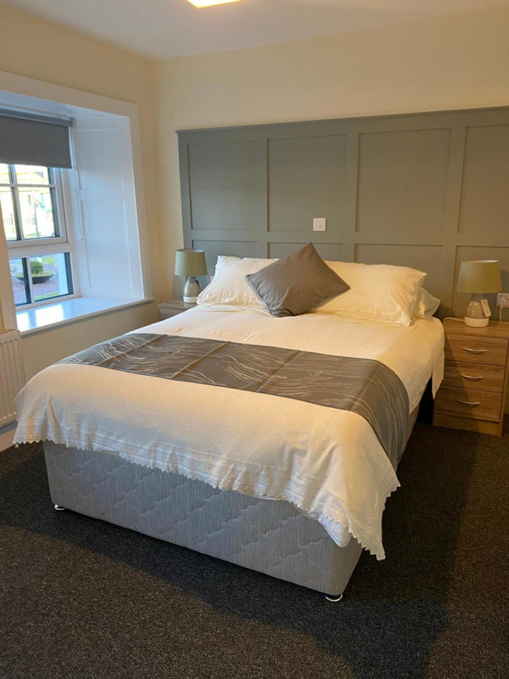 Maloney's The Square Bed & Breakfast - Ireland