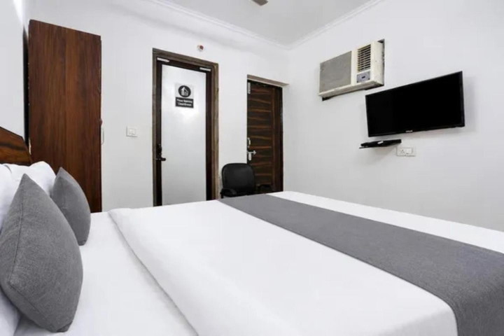 Fabhotel Urban Rooms - Delhi