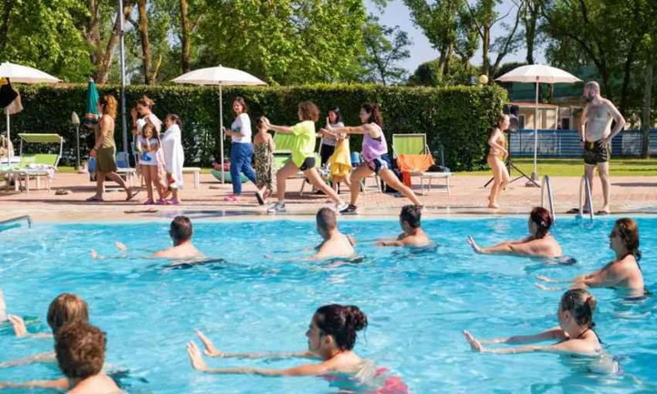 Mobile Homes With Pool In Cesenatico 55448 - Alpes
