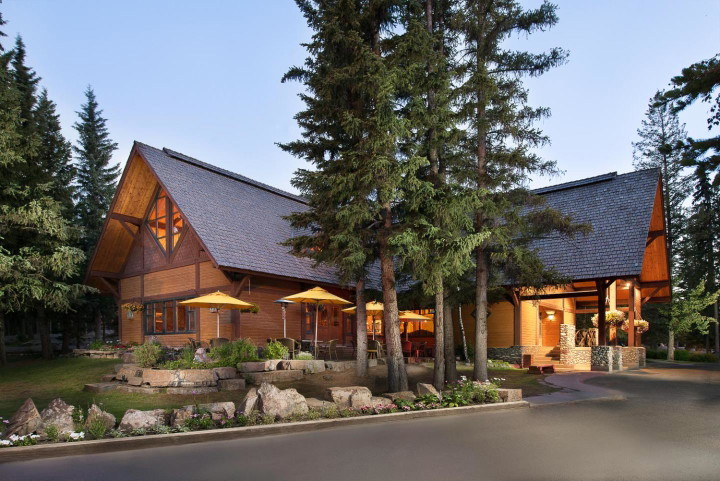 Buffalo Mountain Lodge - Banff