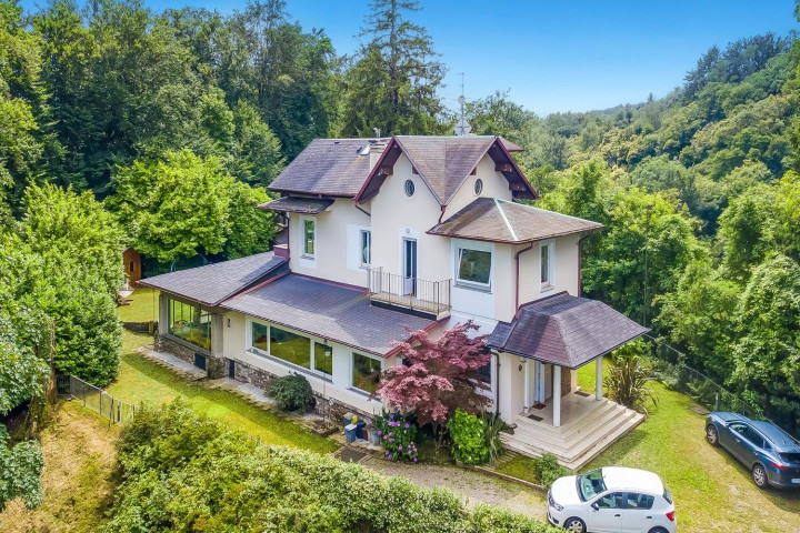Il Gioiellino: Lake Maggiore Villa With Inside Pool And Sauna - Stresa