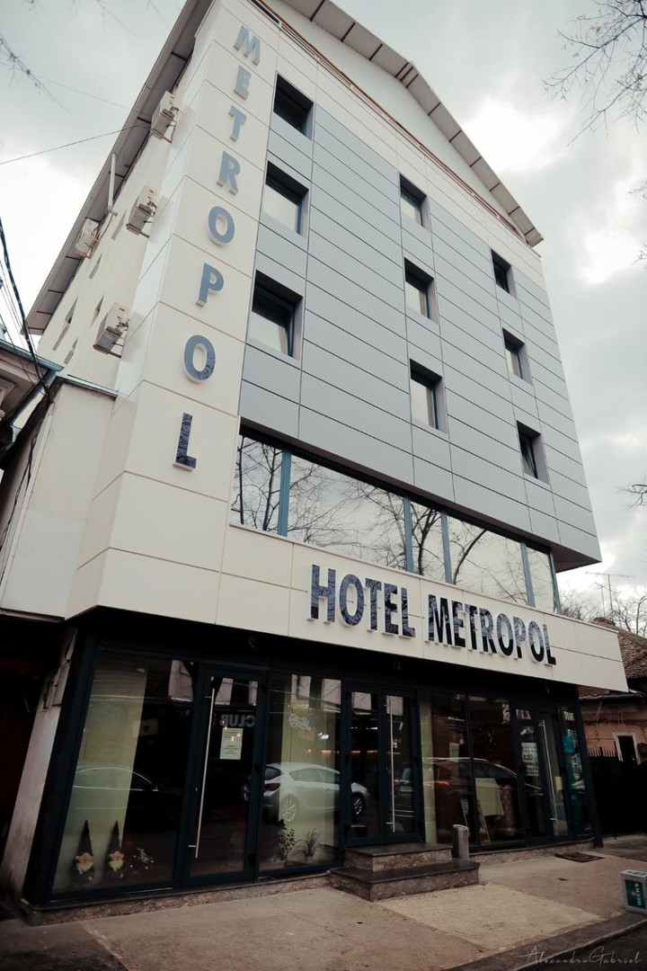 Hotel Metropol - Mioveni