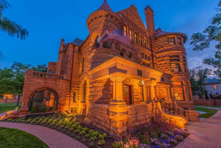 Orman Mansion - Pueblo's Most Luxurious Stay! - Pueblo, CO