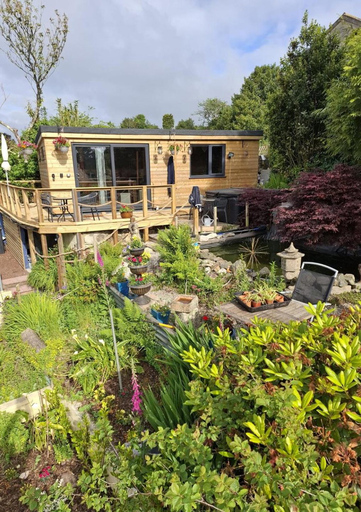 Cosy Cornish Cabin - Cornwall