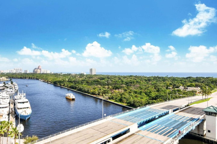Intracoastal Oasis - Fort Lauderdale, FL