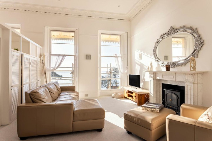 Huge Sea Views, Grade 1 Listed, Free Parking & Wi-fi - Torquay