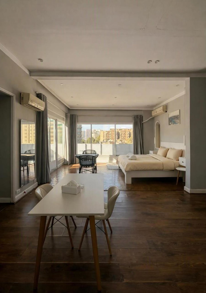The Ultimate Luxury Stay At Garden City - Cairo