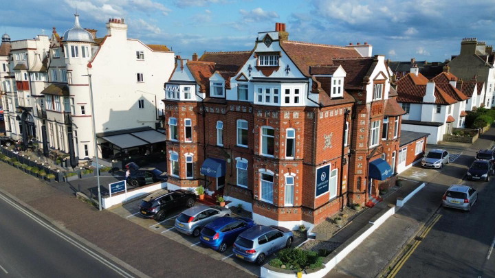 Sandcliff Guest House - Cromer