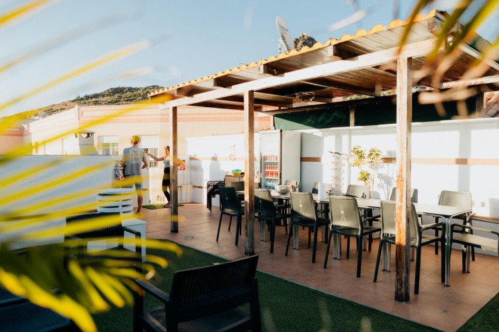Vibes Surfhouse - Arona