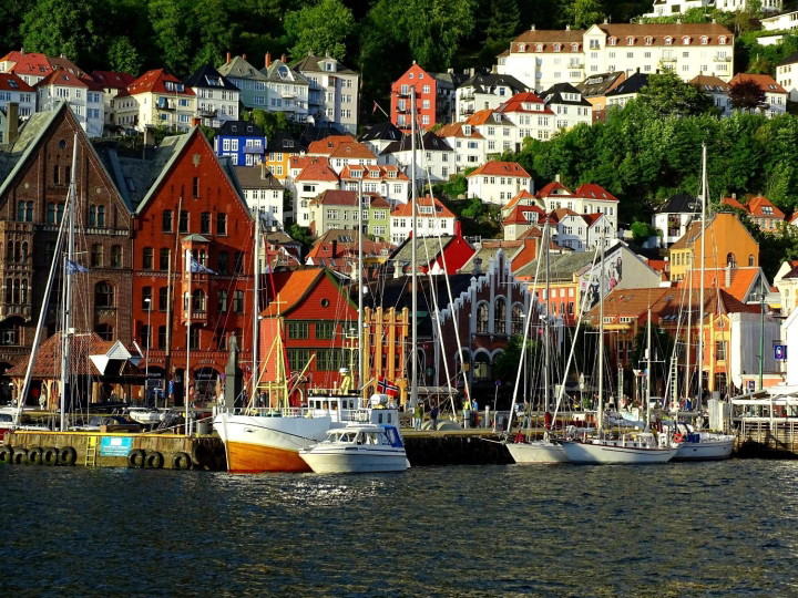 Home Hotel Bryggen - Bergen, Norway
