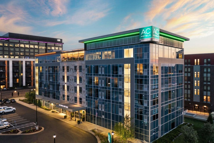 Ac Hotel By Marriott Minneapolis West End - Minnetonka, MN