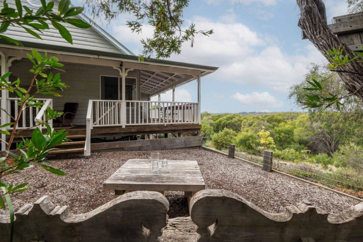 Hillview - Spacious Bushland Haven With Scenic Views - Yallingup